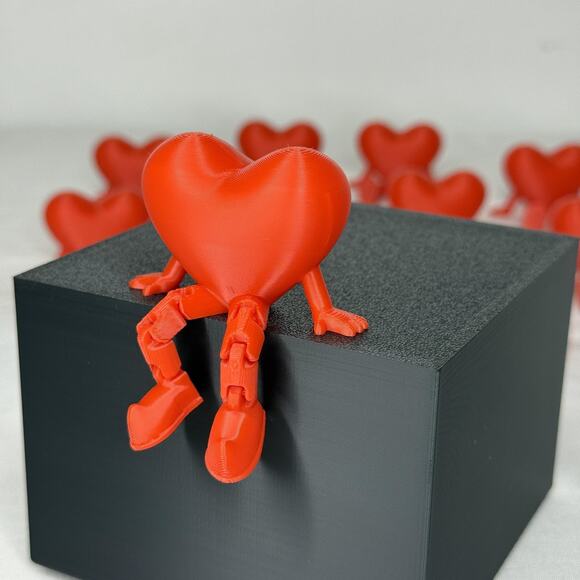 Unknown | Accents | Red Heart Figurines Articulated Sitting Desk Toys ...
